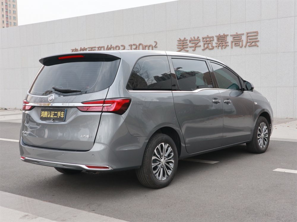 别克GL8-哈尔滨鸿腾二手车经销有限公司