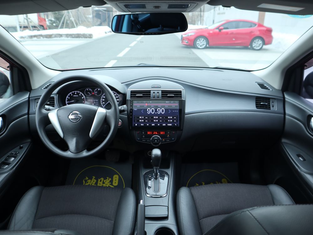 日产 骐达-哈尔滨鸿腾二手车经销有限公司